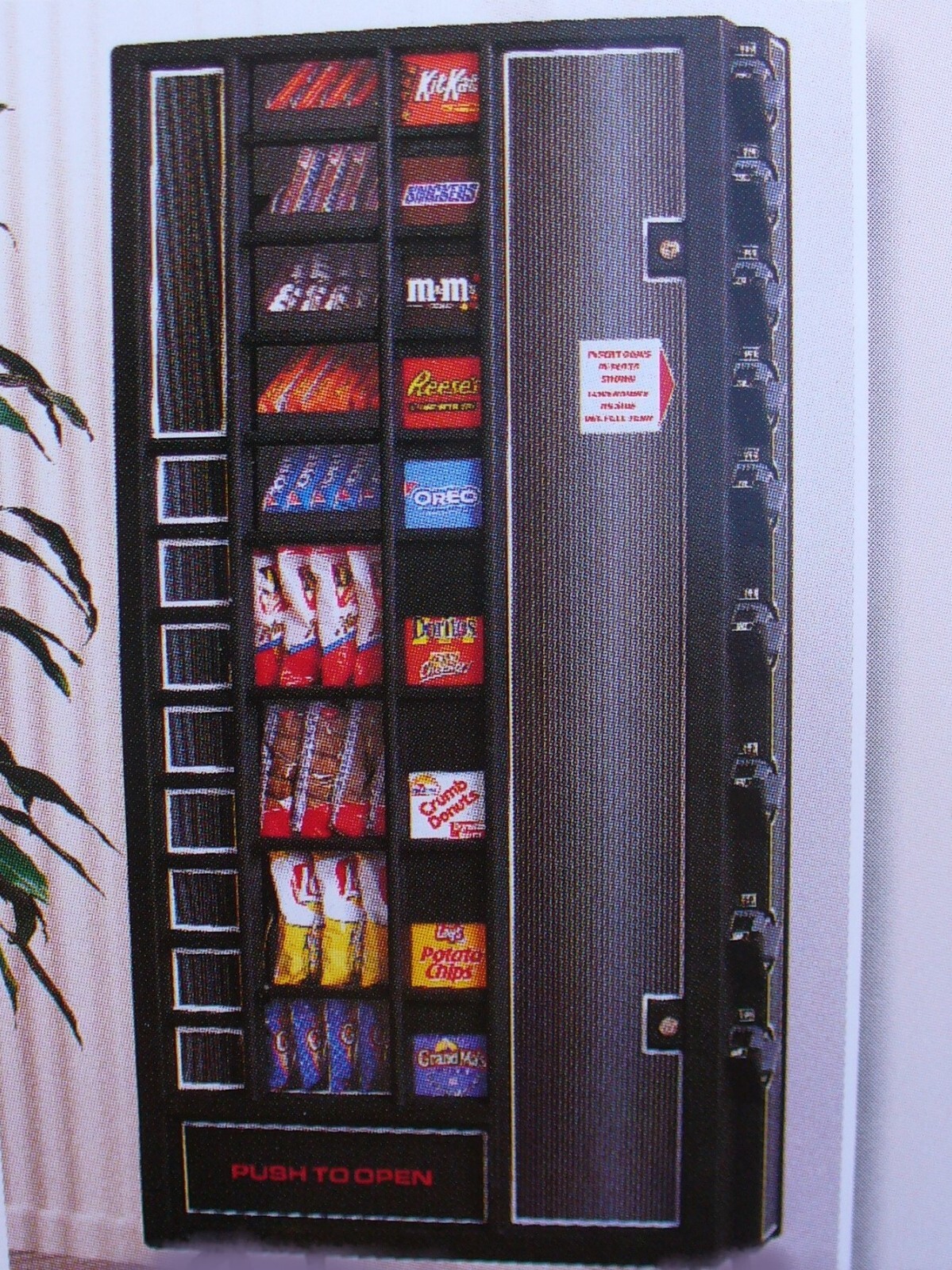 ANTARES SNACK VENDING MACHINE-works perfect. SHIPPING AVAILABLE in USA ...