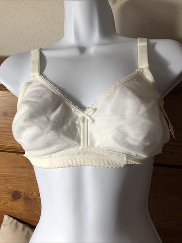 NWT OLGA Vintage Unpadded White Bra 34B Wireless Style 241 | eBay