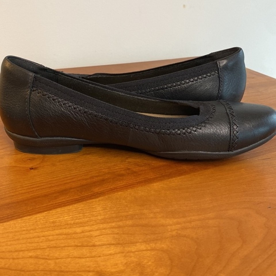 Clarks Collection Sara Bay Black Leather Ballet Flats - Size 7 | eBay