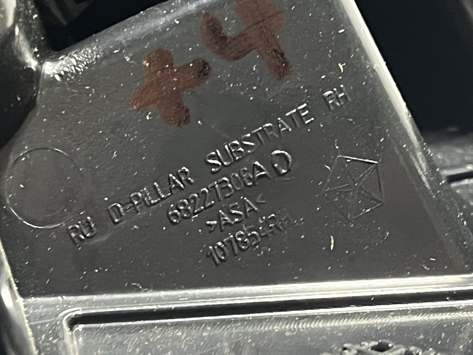 2022 CHRYSLER PACIFICA Right D Pillar Applique PN: 68227308a OEM | eBay