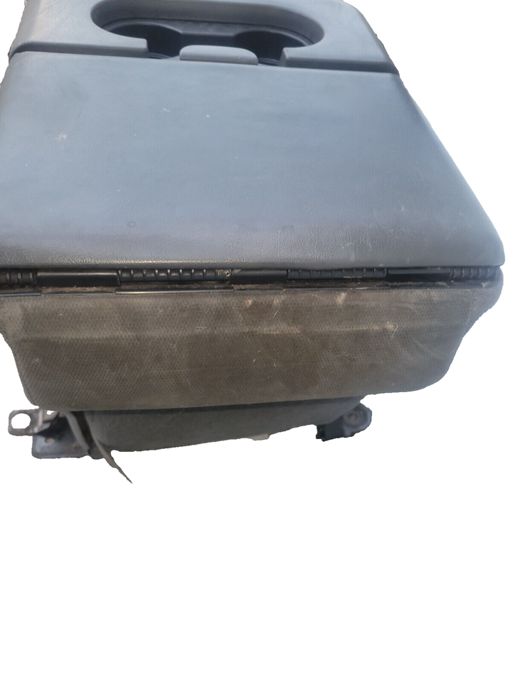 00-07 Ford F250 F350 F450 Excursion Superduty black center console jump ...