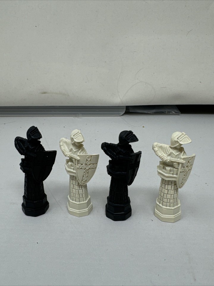 4x Harry Potter Wizards Chess Game Replacement Pieces White Black Rook ...