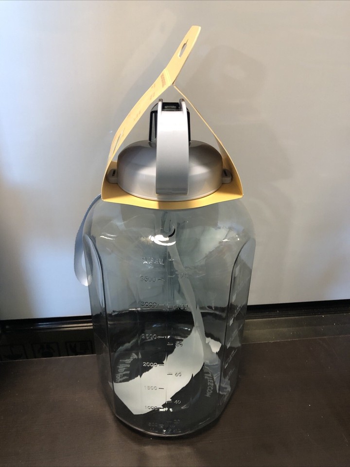 Blogilates Designer Gallon Blue Water Bottle BRAND NEW with Tags | eBay