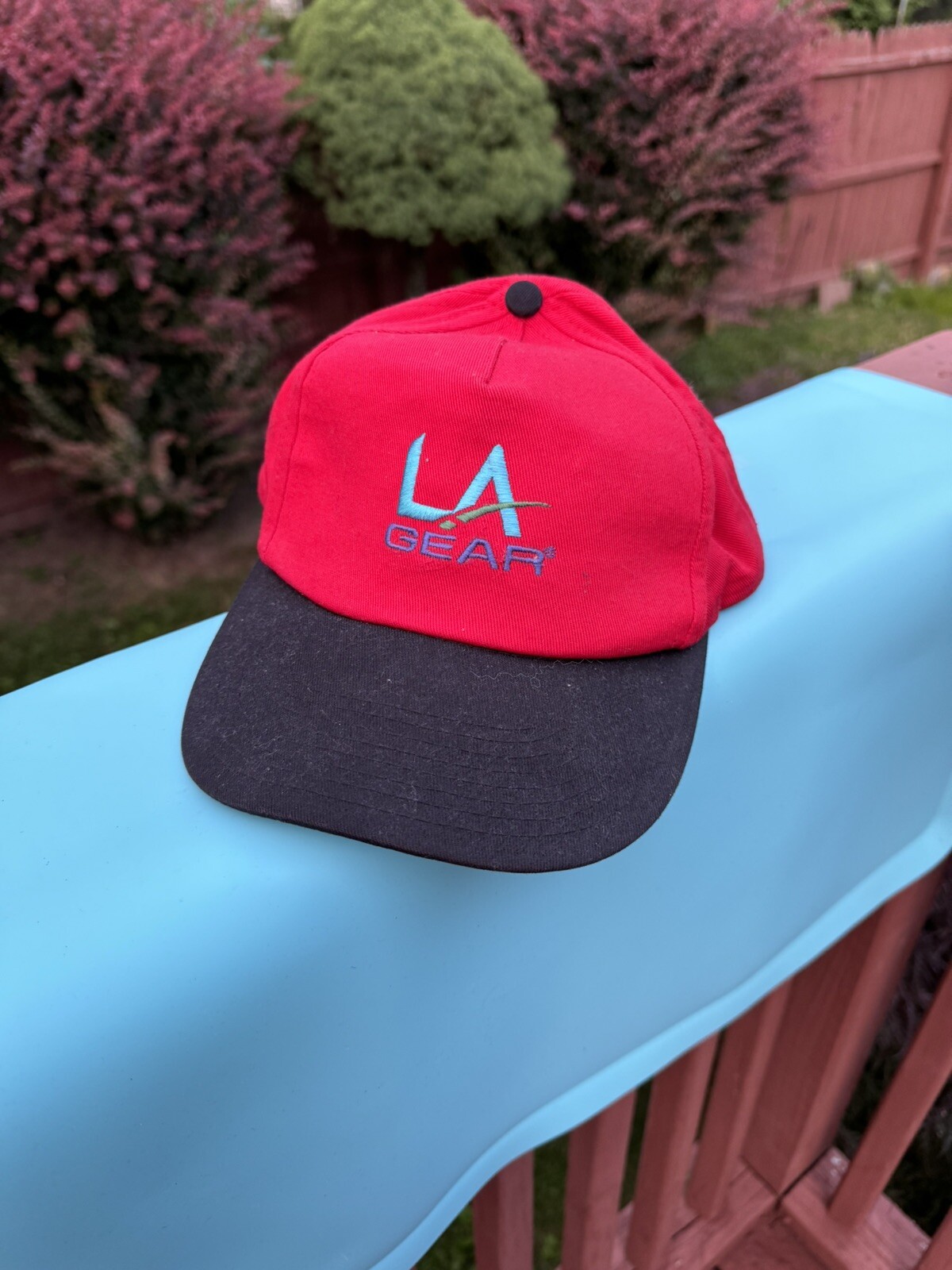 Vintage Spellout Red LA Gear Original Logo Snapback H… - Gem