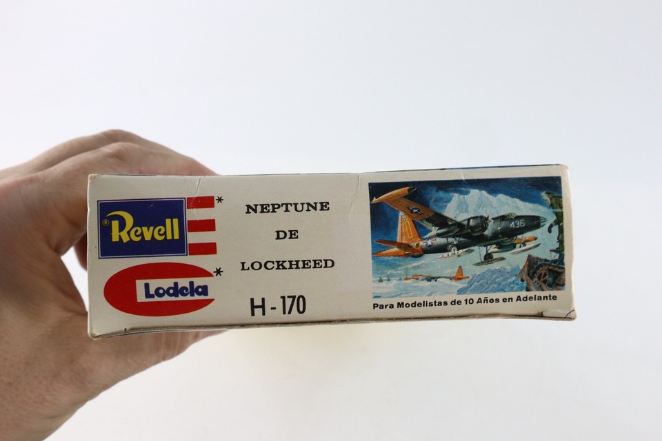 Revell Neptune P2V-7 de Lockheed Model Kit | eBay