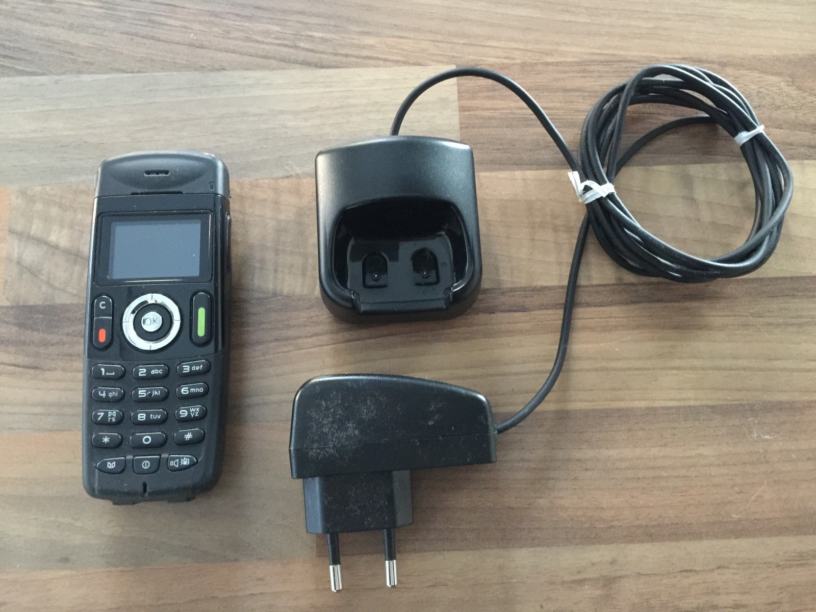 TOP!!! ALCATEL MOBILE 400 MIT LADESTATION! SONDERPREIS!!! 25 STÜCK ...