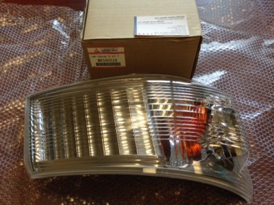 2013-2016 FUSO CANTER FRONT L/H TURN SIGNAL ASSY MK580527 | eBay