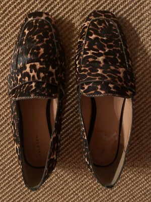 Leopard Loafers by Halogen “Lucy”Size 8M.very good condition. Versatile ...
