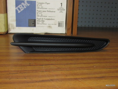 NEW GM 95235063 Front Bumper Finish Molding- Right Upper OEM (J1847 ...