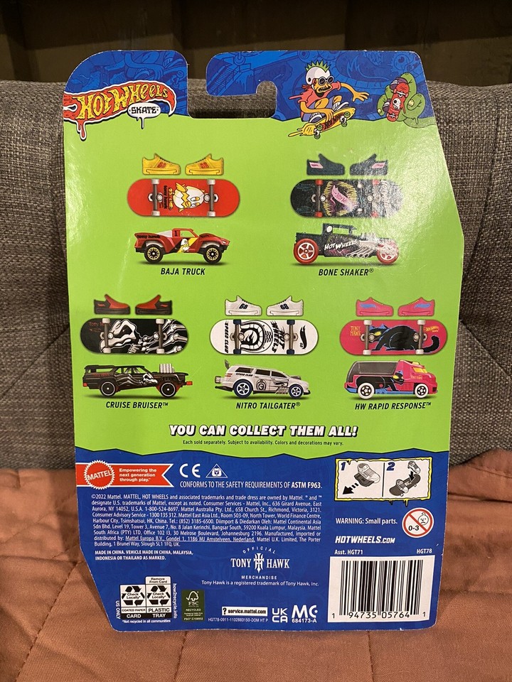 HOT WHEELS SKATE MAXIMUM LEEWAY CAR AND GOLD FOIL TONY HAWK FINGERBOARD ...