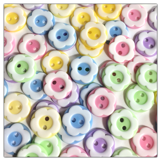 20 or 40 Plastic flower buttons assorted 12mm plastic 2 tone flowers | eBay