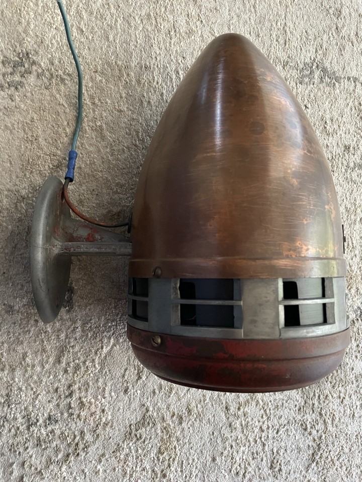 Siren Model S60 Mars Signal Light Co. Serial 3850 | eBay