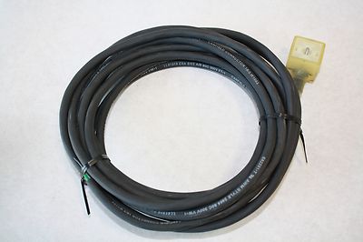 CANFIELD SOLENOID VALVE CONNECTOR 24V AC/DC MOLDED CONNECTOR CABLE 15FT ...