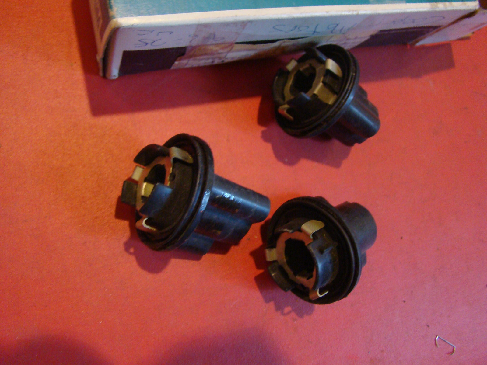 3 NOS OEM GM Turn signal TAIL LIGHT SOCKET 66 67 Buick LeSabre Wildcat ...