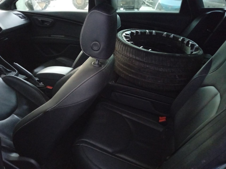 5F0827565C TAILGATE BACK DOOR HANDLE / 1076682 FOR SEAT LEON CUPRA 5FB ...