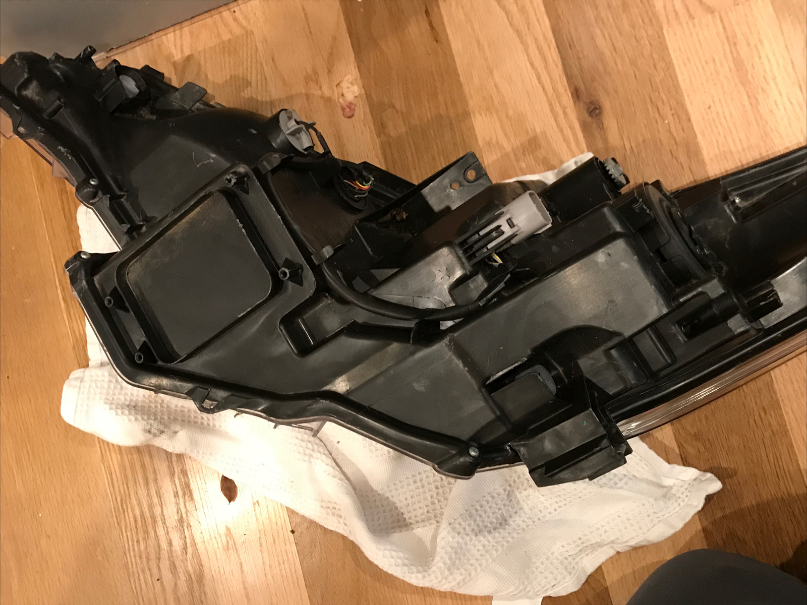 TOYOTA CH-R HEADLIGHT RIGHT PASSENGER 2017 2018 2019 81110-F4041-00 ...