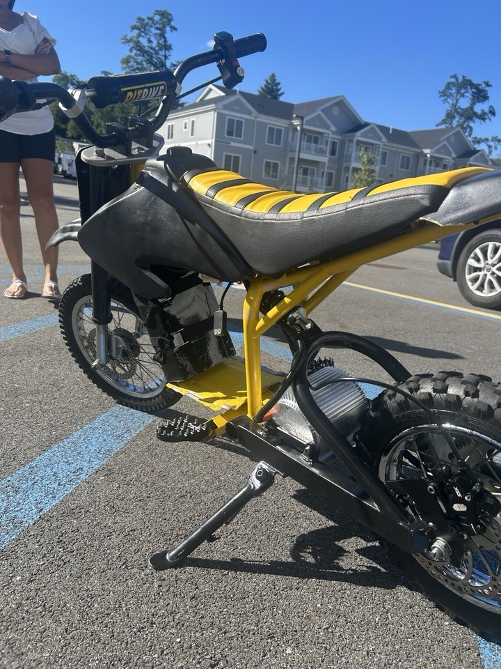 Modded Razor Mx650 48v20ah2000wtts Goes 40 mphHMU For Details check ...