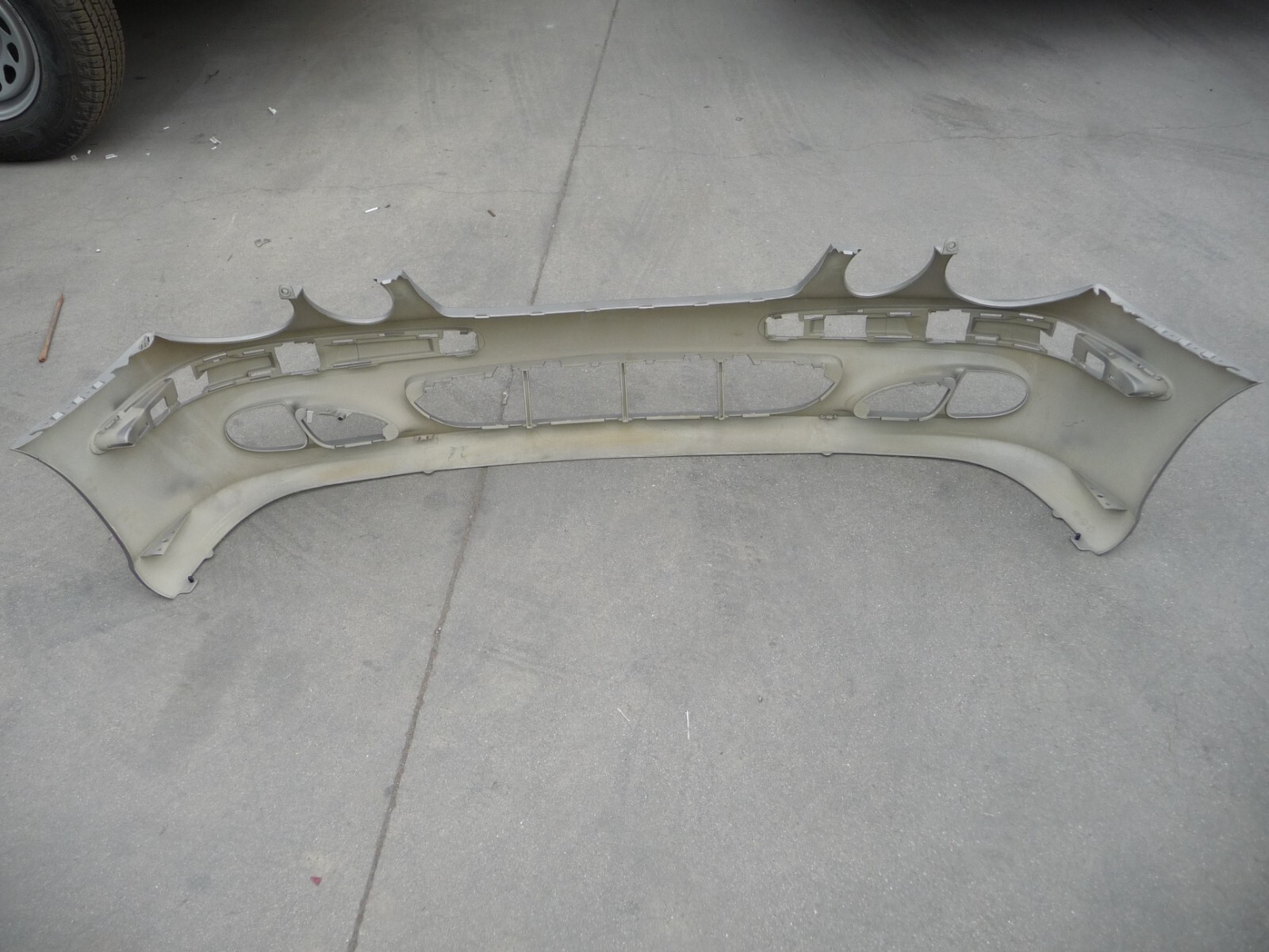 2003-06 Mercedes W211 E320 E350 E500 E55 Front Bumper Cover Oem ...