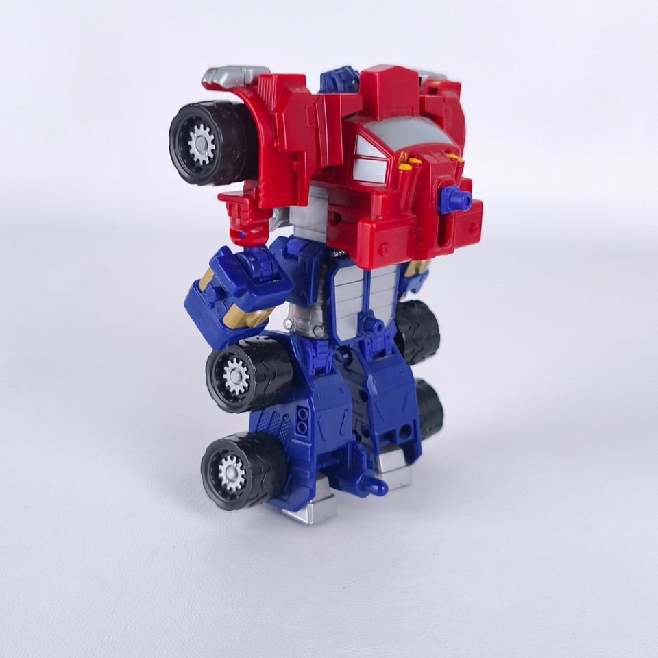 Transformers Optimus Prime Armada Super Cons With Smokestacks | eBay