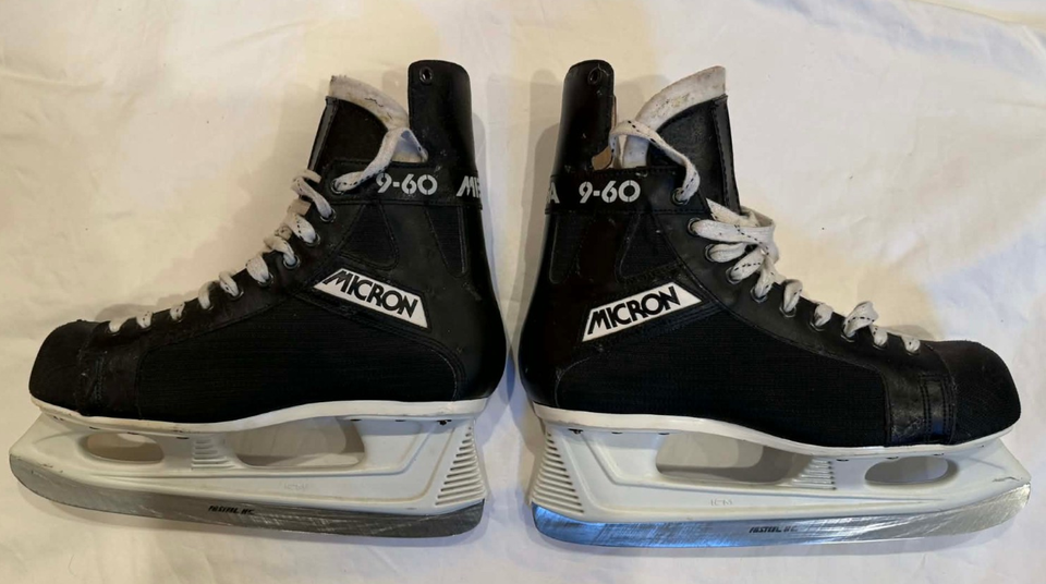 Vintage Canadian Made Micron Mega 9-60 Hockey Skates sz 9 - EXCELLENT ...