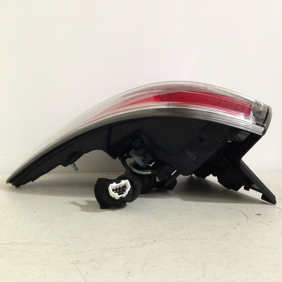 2017-2020 Nissan Armada Left DRIVER Side Tail Light Lamp 26555-5ZW0A ...