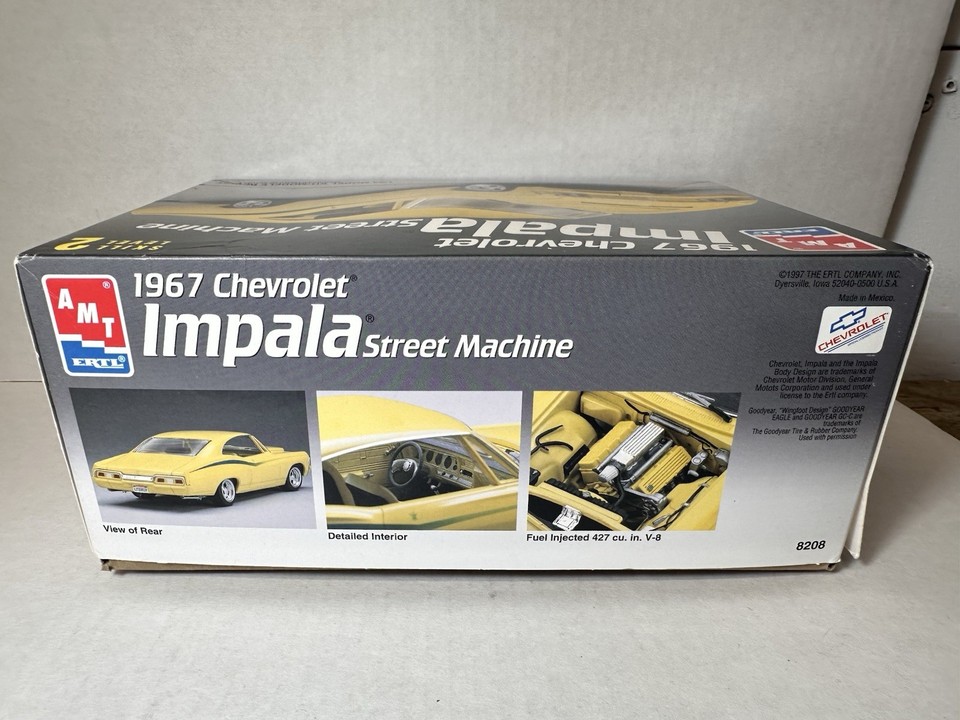 AMT 1967 Chevy Impala Street Machine 1/25 Model Kit #8208 1997 COMPLETE ...