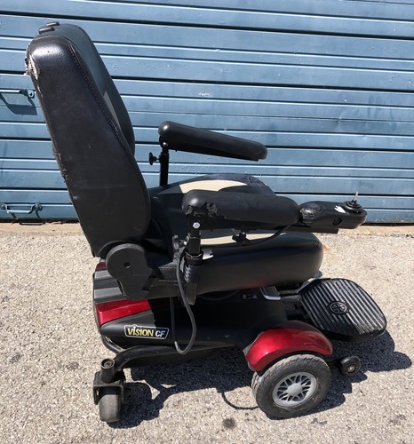 Merits Vision CF Power Chair For Parts Needs Battery & Charger As Is No ...