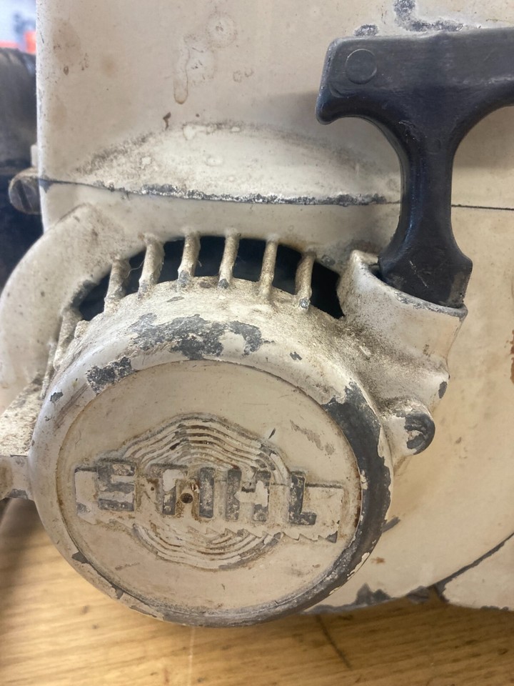 Vintage Stihl 07 Chainsaw 110 lbs comp runs and idles for parts or ...