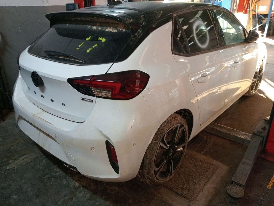 169258071T PARAGOLPES DELANTERO / 761259 PARA OPEL CORSA F | eBay UK