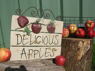 DELICIOUS APPLES WOODEN COUNTRY WALL SIGN PLAQUE | eBay Australia