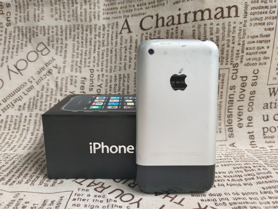 Apple iphone 1st Generation 4/8/16GB Unlocked iphone 2G A1203 Rare ios ...