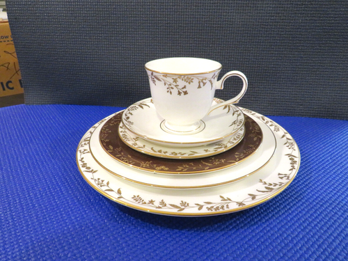 Lenox Dinnerware Golden Bough Pattern 6 Piece Place Setting | eBay
