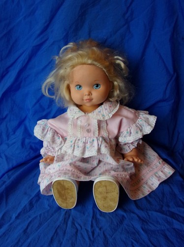 Hasbro BABY WANNA WALK 15.5" Crawling & Walking Doll Tested & Working ...