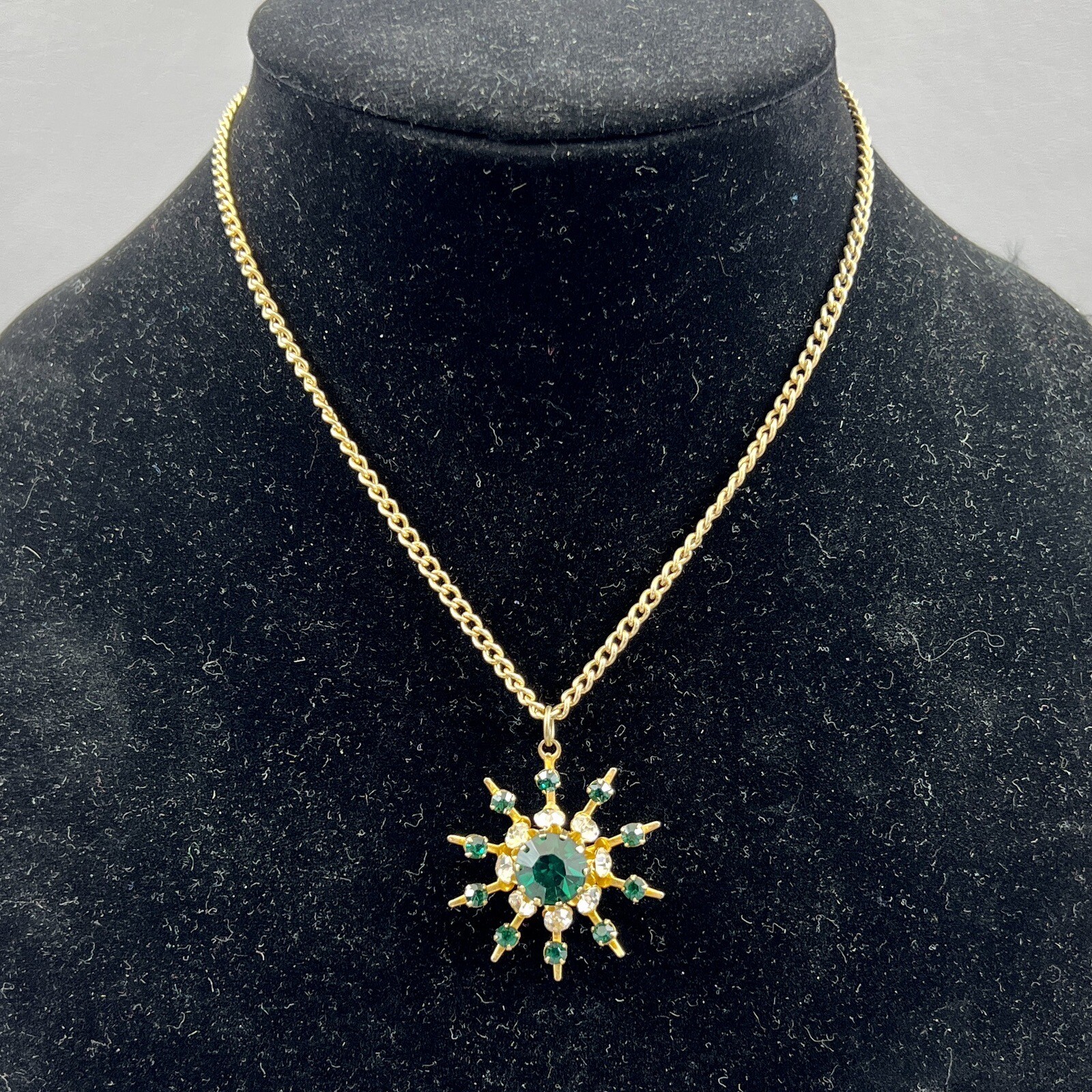Vintage Starburst Gold Tone Emerald Green Rhinestone … - Gem