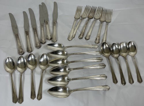 WM A. Rogers A1 Plus Oneida Ltd. Leaf Pattern Silverware Flatware ...