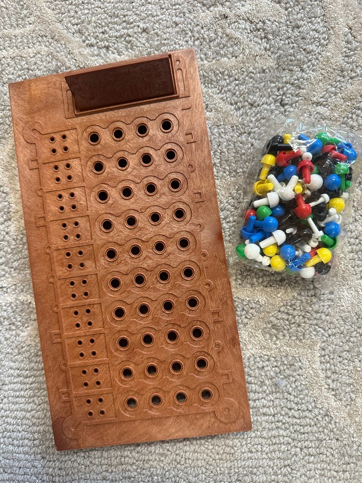 Vintage Original MASTER MIND Board Game w/ Box 1972 Invicta Games | eBay