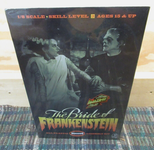 Moebius ModelsThe Bride of Frankenstein 1/8 scale Model Kit Factory ...