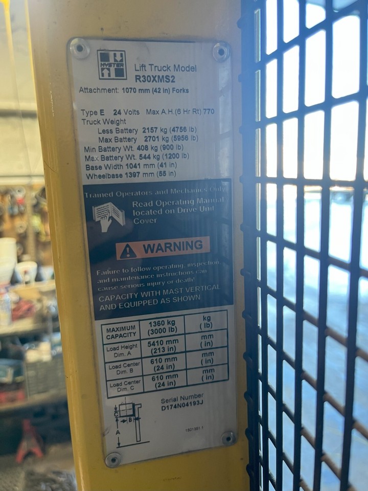 2011 HYSTER R30XMS2 ELECTRIC 3000LB ORDER PICKER NARROW AISLE FORKLIFT ...