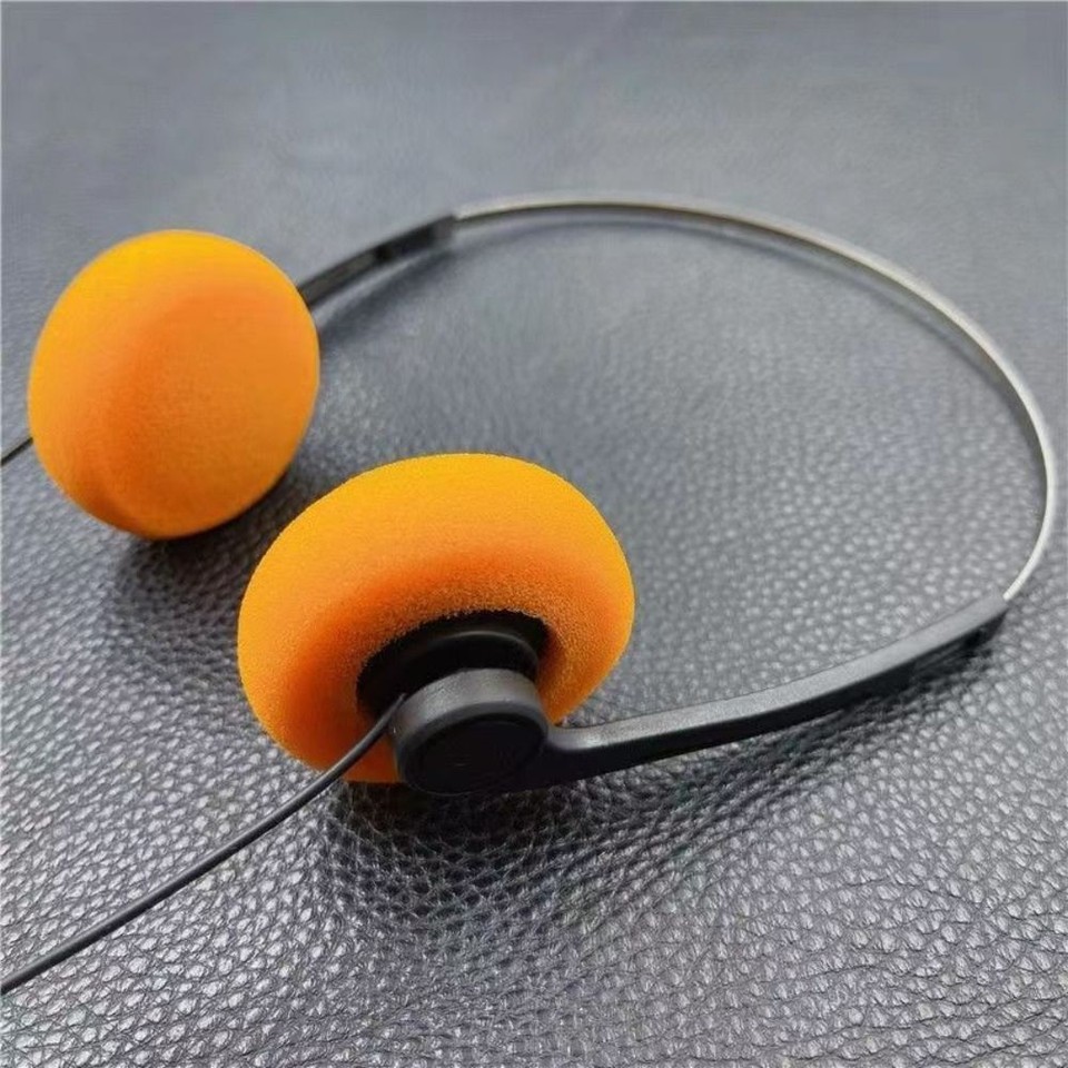 Wired Classic Vintage-80's Headphones Fashion Walkman Retro Headphone ...