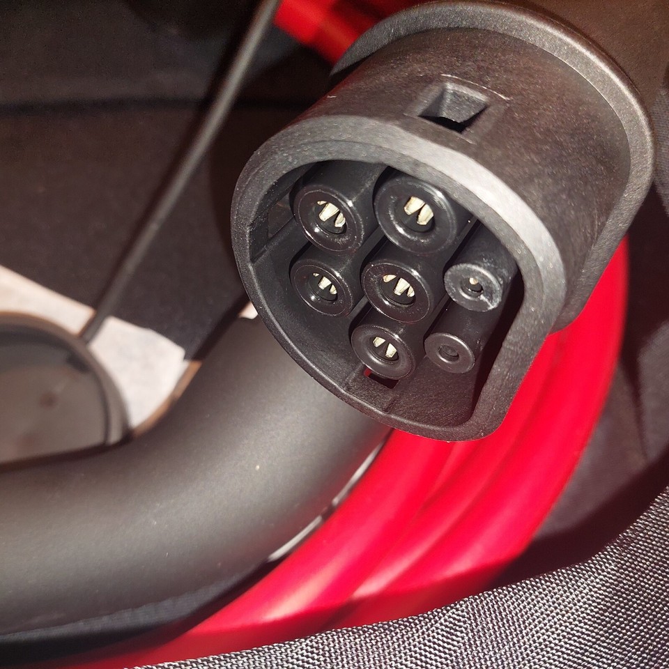 Type 2 Fast Charging Cable 22kW, 32A, 3 Phase (For: Volvo EX30, EX90 ...