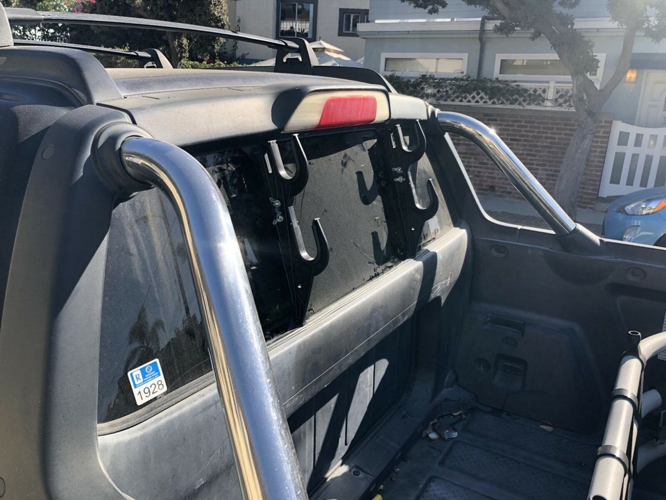 Vehicle Gun Rack Rear Window Transport Rifle Bow Shotgun Holder For Car ...