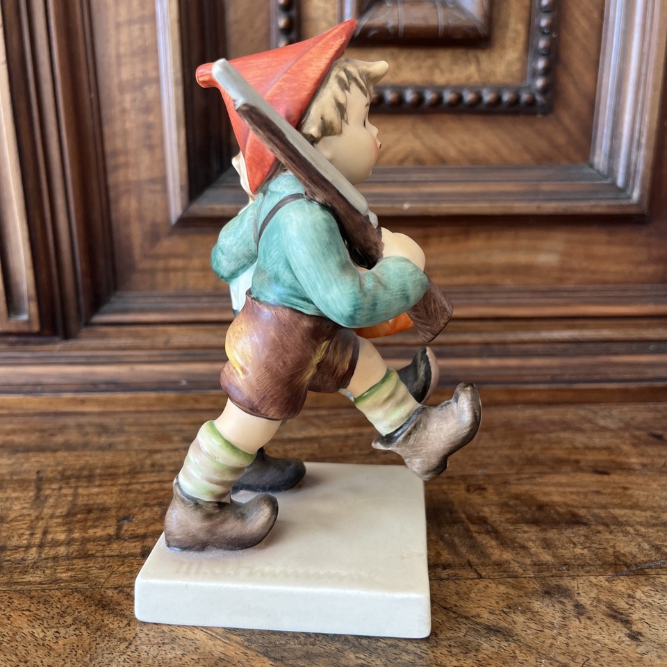 Goebel Hummel Figurine #50 "Volunteers" TMK5 5" Tall W. Germany PERFECT ...