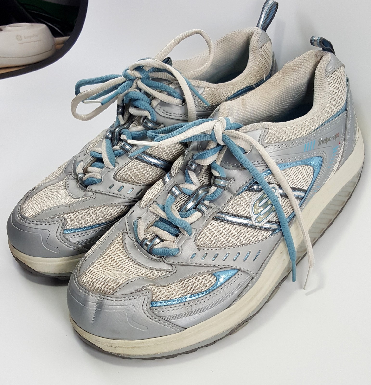 Skechers Shape Ups Silver Blue Athletic Toning Tone Rocker Shoes Women ...