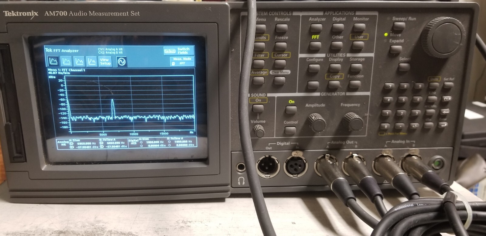 Tektronix AM700 Audio Test Set/Analyzer 2 Chan FFT Internal Source ...