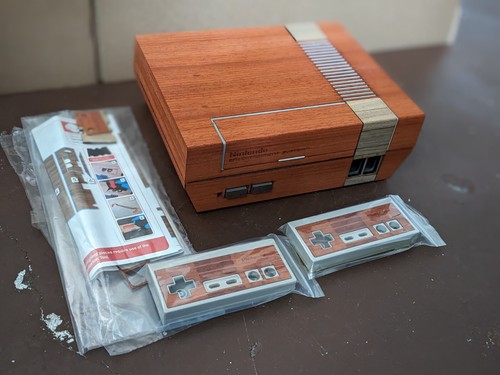Nintendo NES Console Shell + 2 Controller Shells - RCG Veneer Applied ...