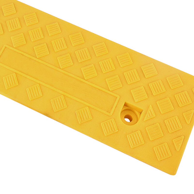 Yellow Curb Ramp Plastic 13cm Height Threshold Driveway Ramp Splicing ...
