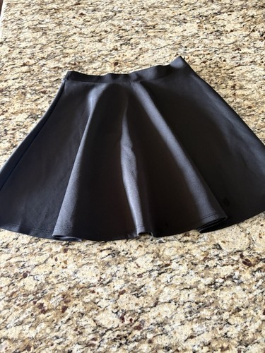 Popular Basics Juniors black Color Mini skirt A Line size Small. Pull ...