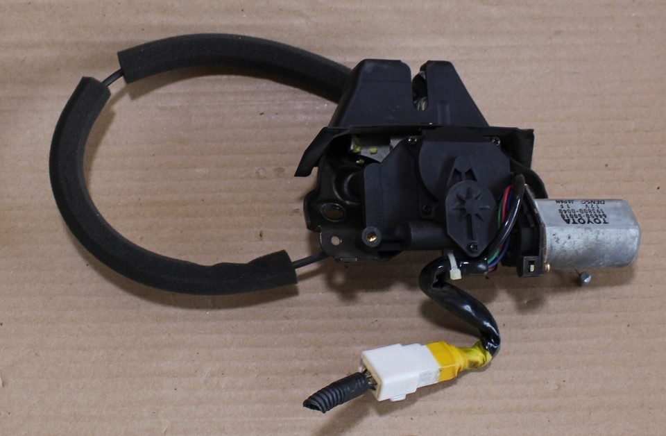 Lexus LS430 2001-2006 Rear Trunk Lock Actuator Latch 64650-50010 | eBay