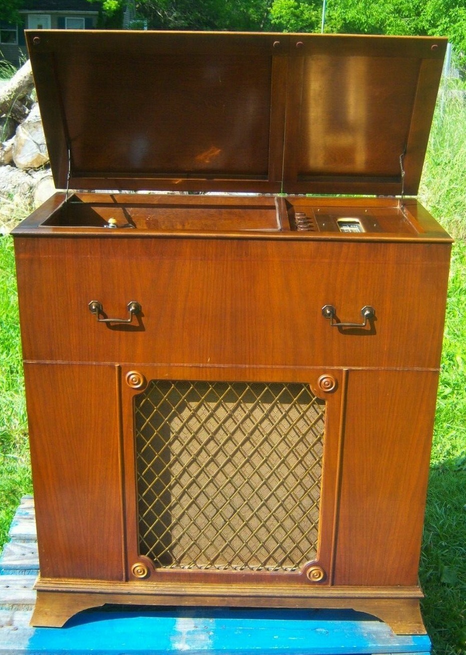 Majestic Mighty Monarch AM SW Tube Radio Model 8S473 4810 Beautiful ...