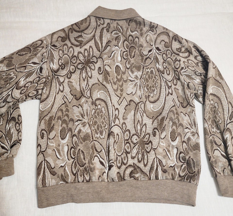 Vicki Wayne's brown floral long sleeve 1/4 button up collared top ...